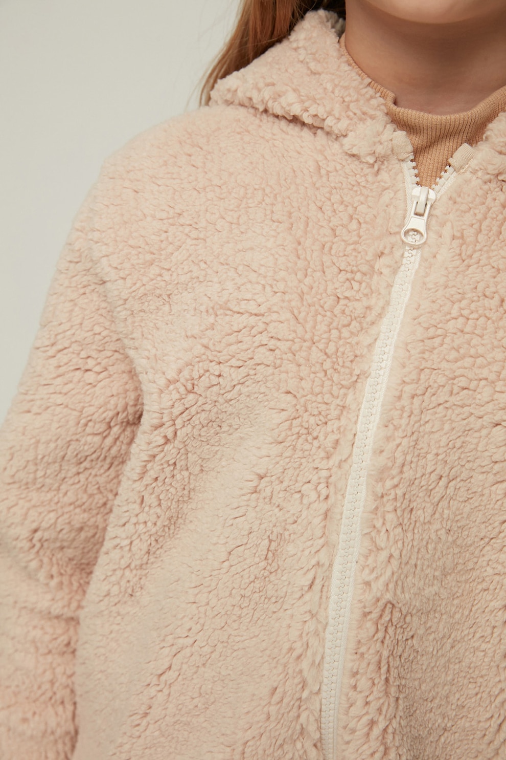 Trendyol, Geaca din teddy cu gluga, Bej, 128 CM - eMAG.ro