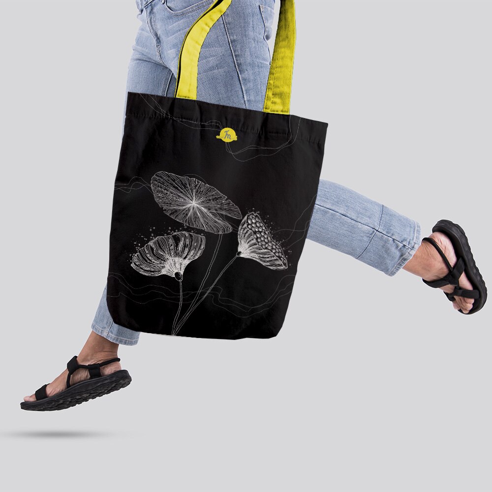 Geanta Handmade Tote Liner cu Captuseala, Floare Lotus Stilizata ...