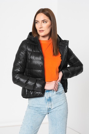 HUGO, Geaca rezistenta la apa cu gluga Famara, Negru, M - eMAG.ro