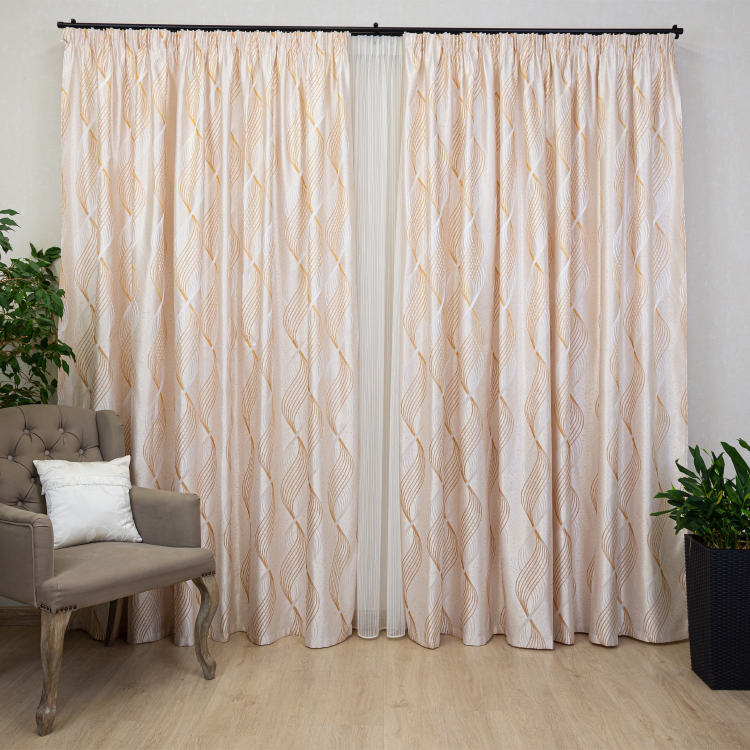 Set 2 draperii Hiko ROYAL SHAPE crem 2x350x245cm, cu rejansa - eMAG.ro