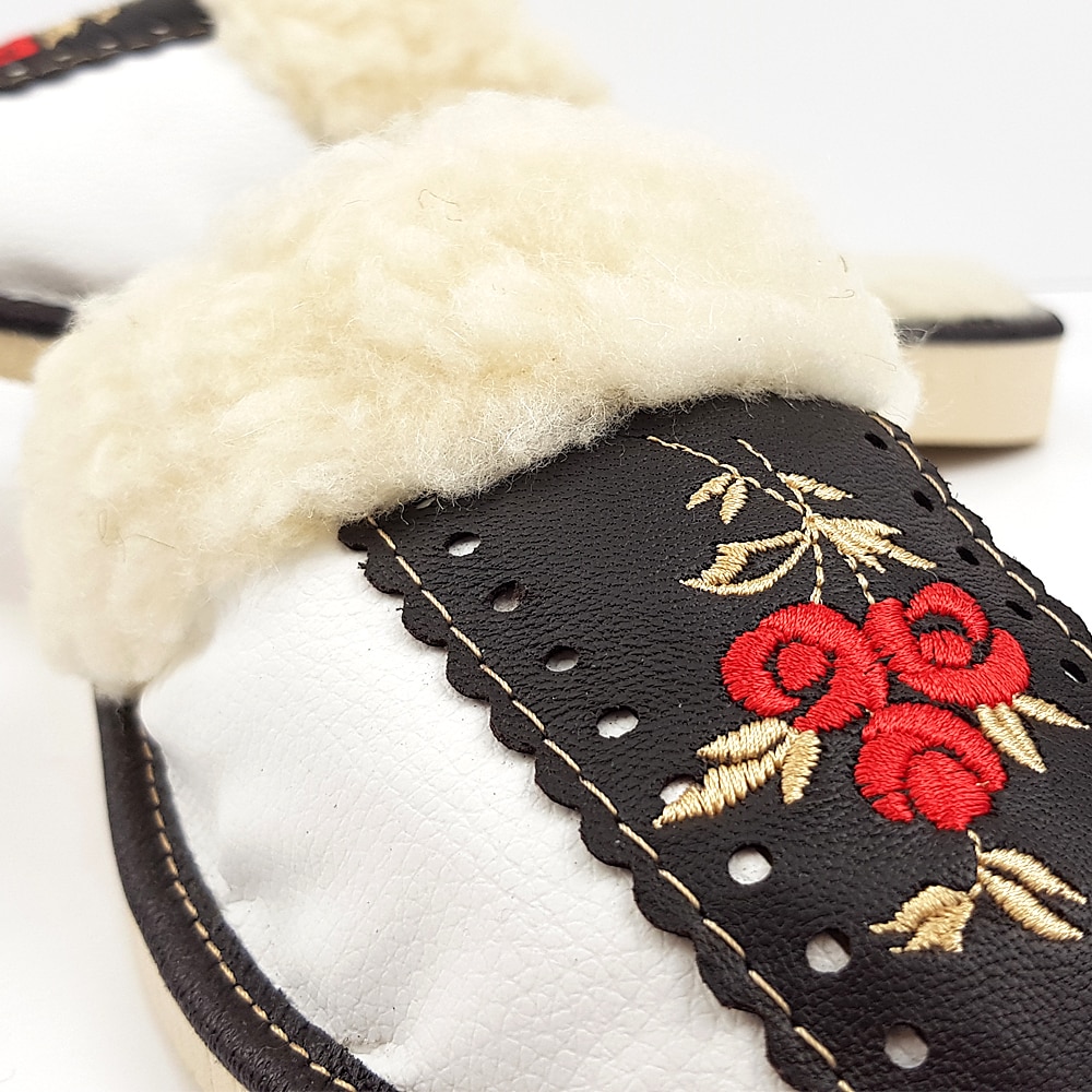 Slapi Dama Model 'Root Tradition', Imblaniti cu Lana, Culoare Alb/Negru ...