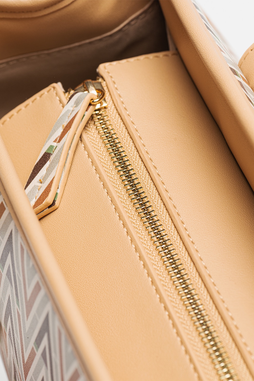 Valentino Bags, Geanta tote cu monograma Tonic, Alb, Maro camel, Negru ...