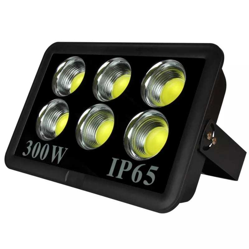 Proiector LED exterior 300W, ultracob 6X50W, IP65, lumina rece - eMAG.ro