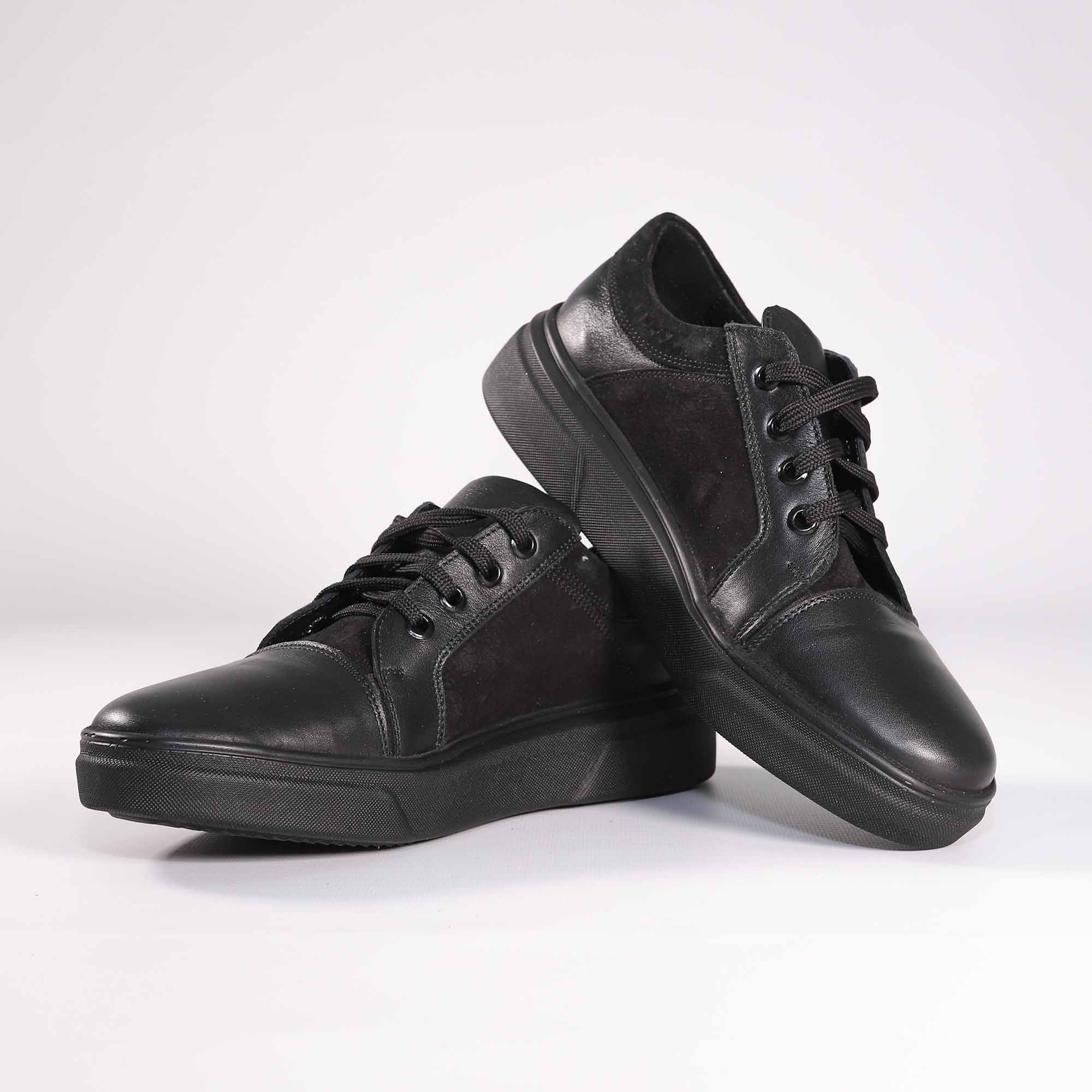 Adidasi barbati, Negru, piele intoarsa, 40 EU - eMAG.ro