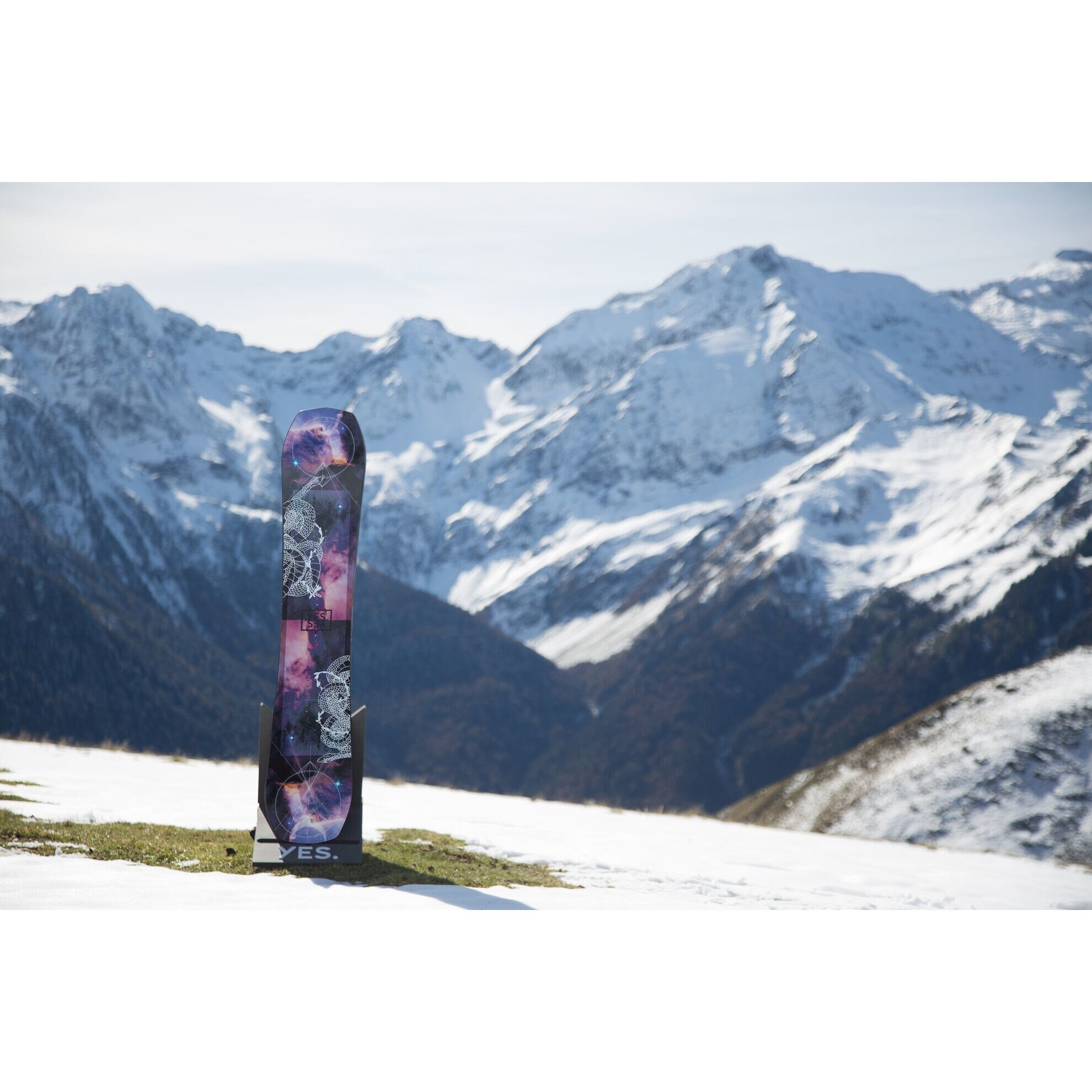 Placa Snowboard Femei YES Rival 144 21/22 - eMAG.ro