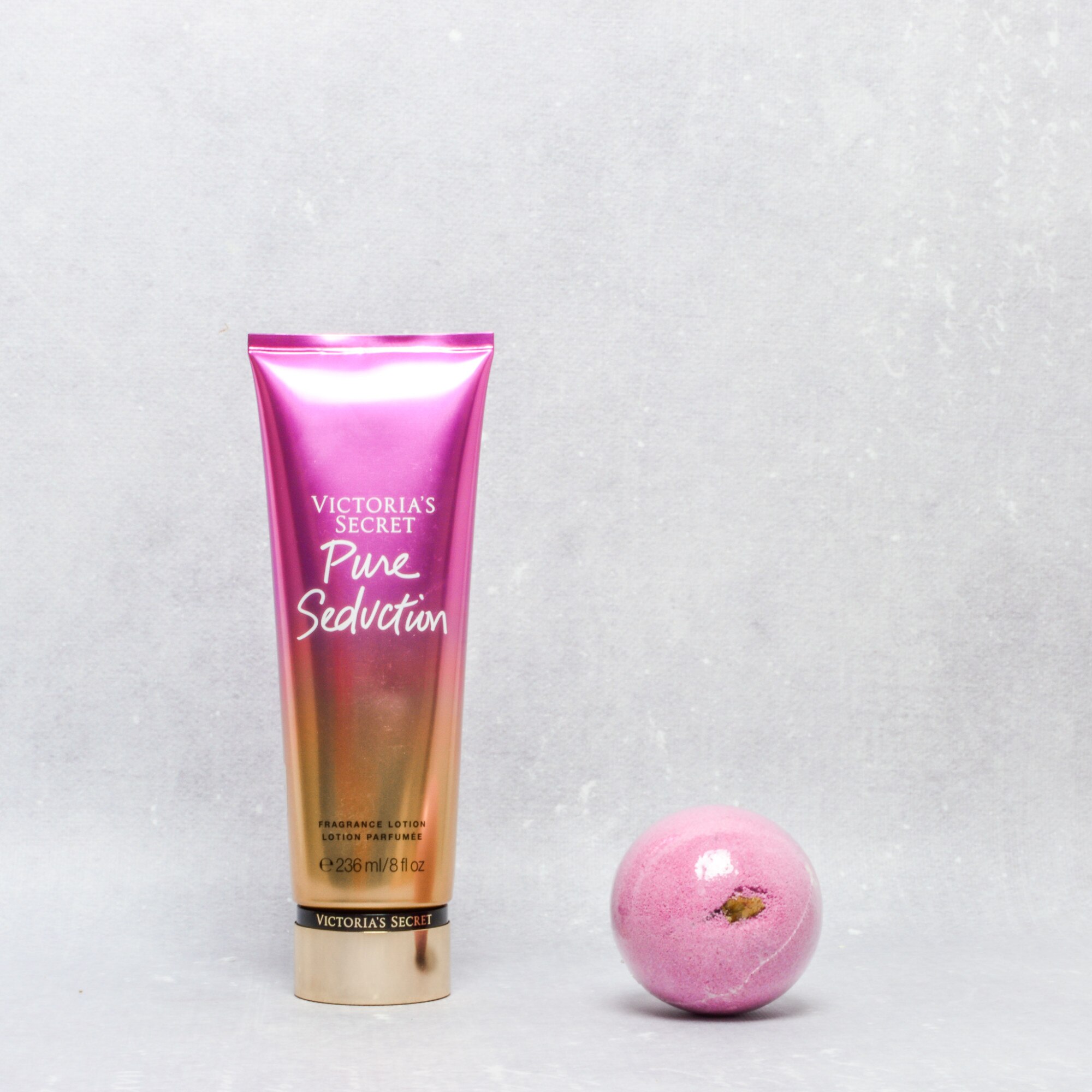 Pachet cadou pentru femei lotiune corp Victoria's Secret Pure Seduction ...