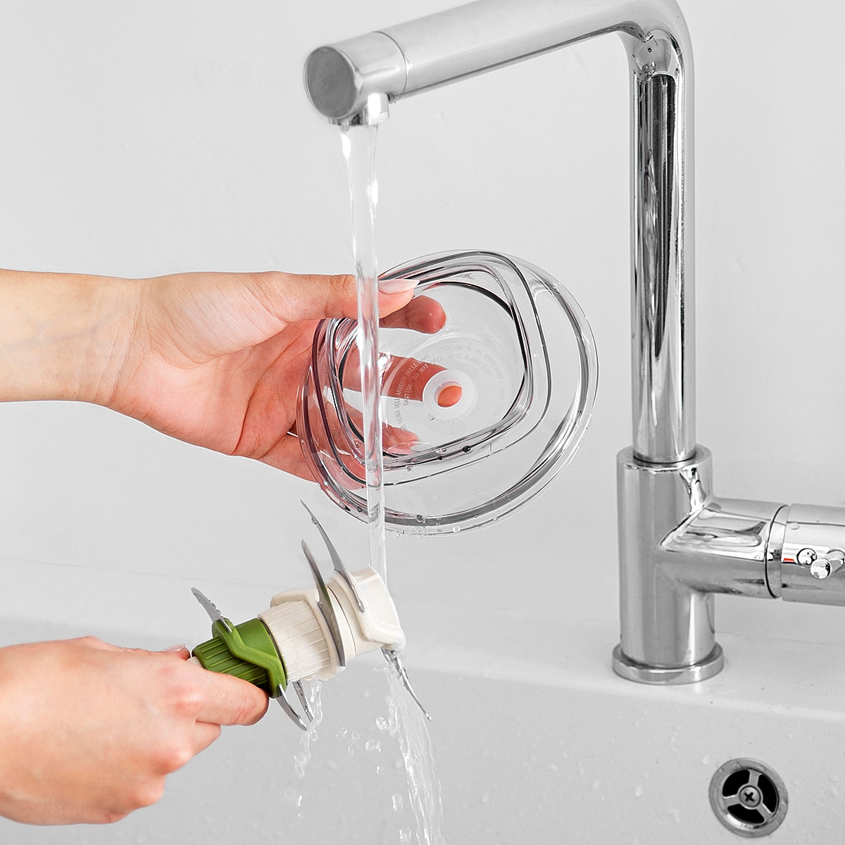 Чопър Izzy Chopper Multi+, 6 стоманени ножа, 2 скорости, 600 W, 600 ml ...