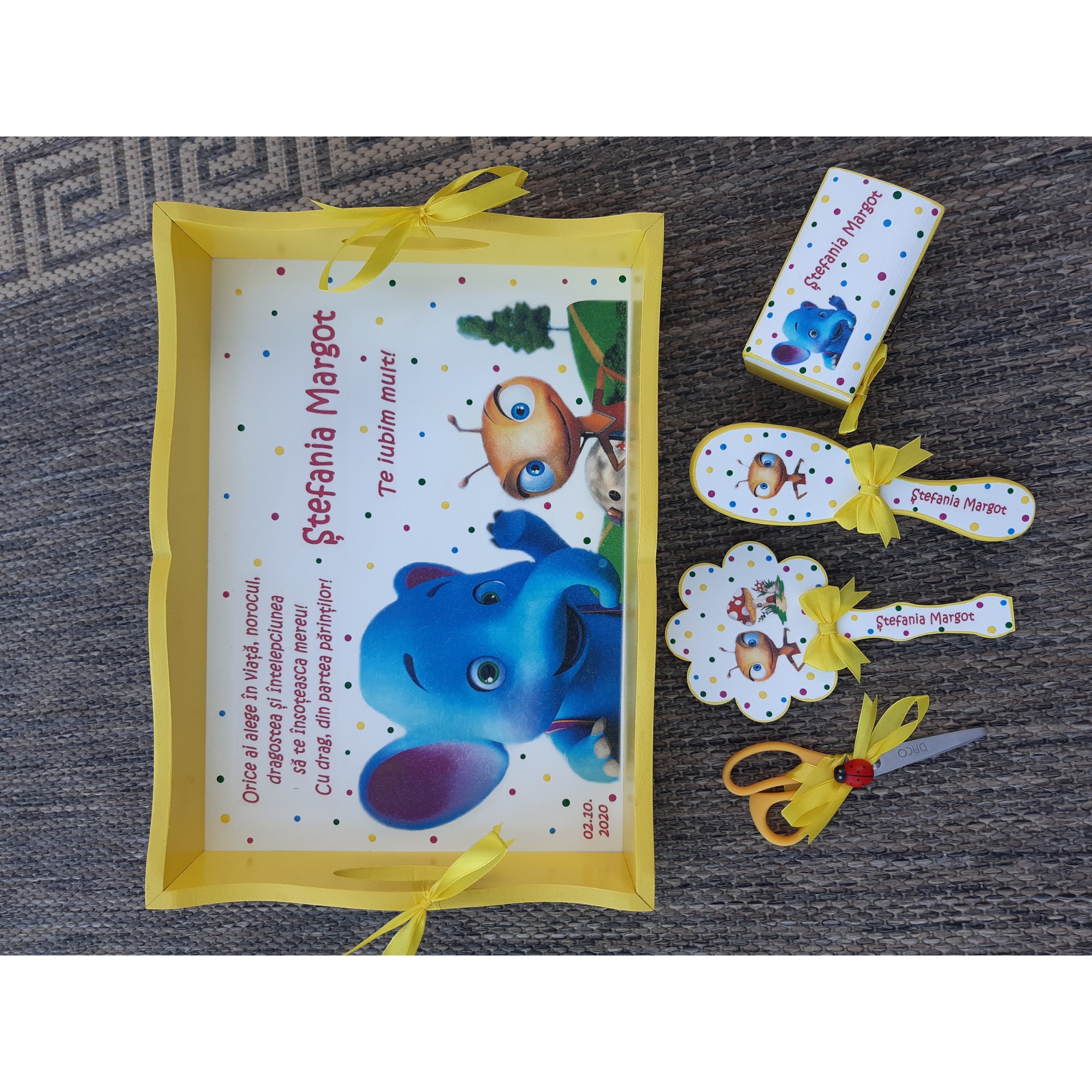Set pentru taierea motului, personalizat cu Elefantul Cici, 5 piese ...