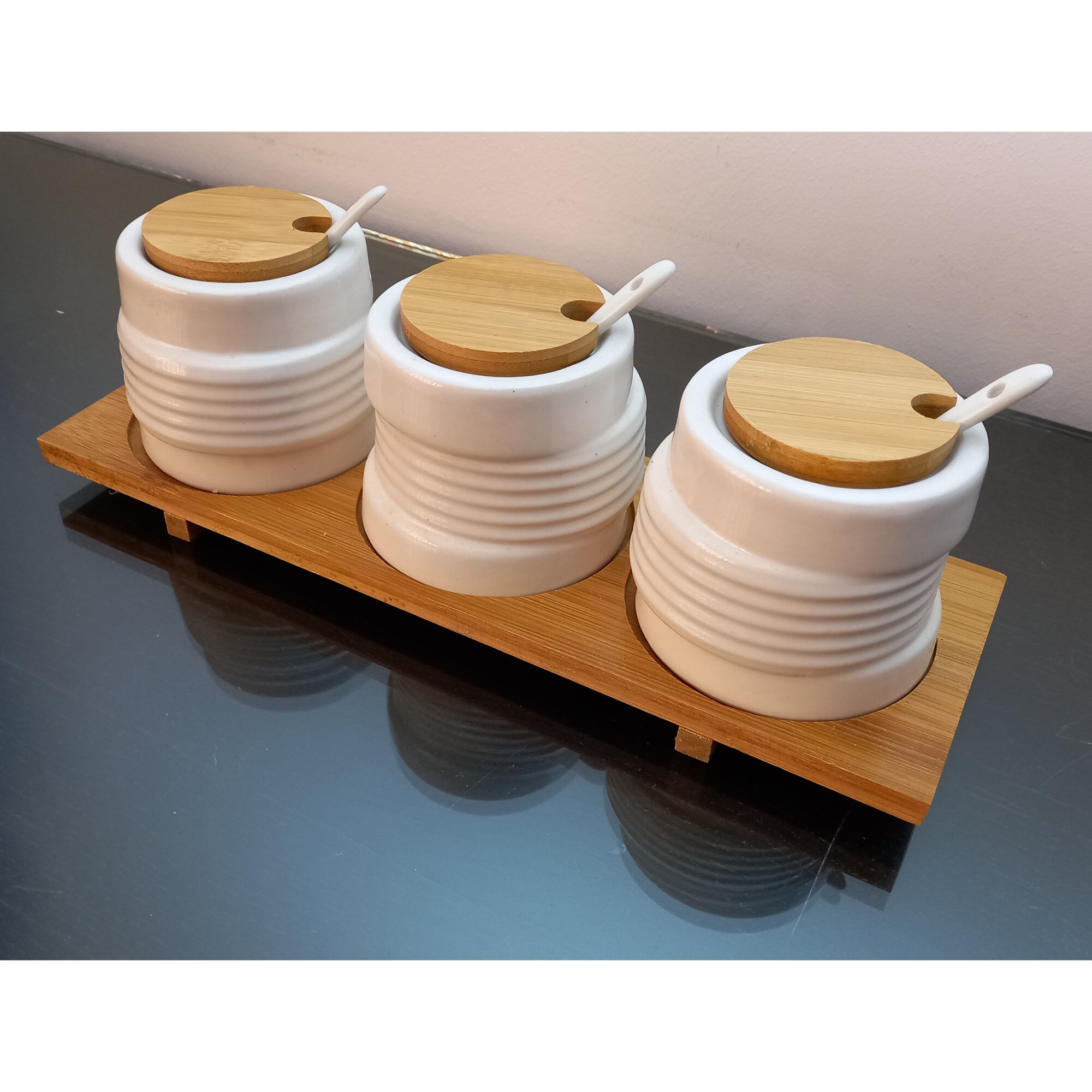 Set 3 borcanase pentru condimente cu capace, lingurite si suport ...