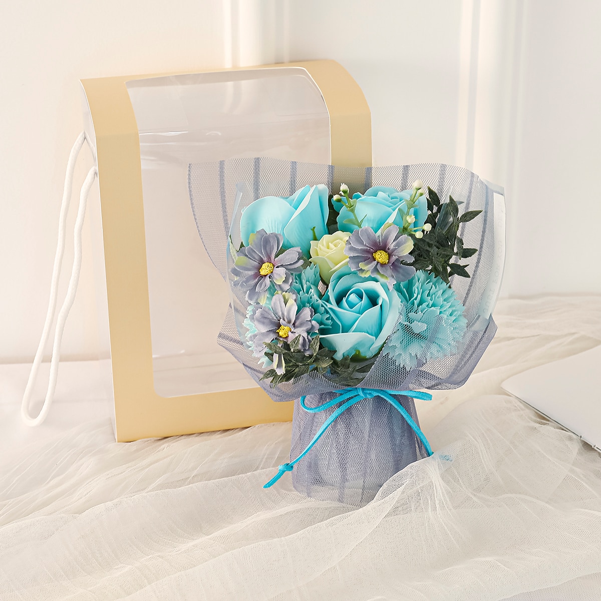 Aranjament floral elegant, flori de sapun, D4063, Blue, 20.5X16X10 cm ...
