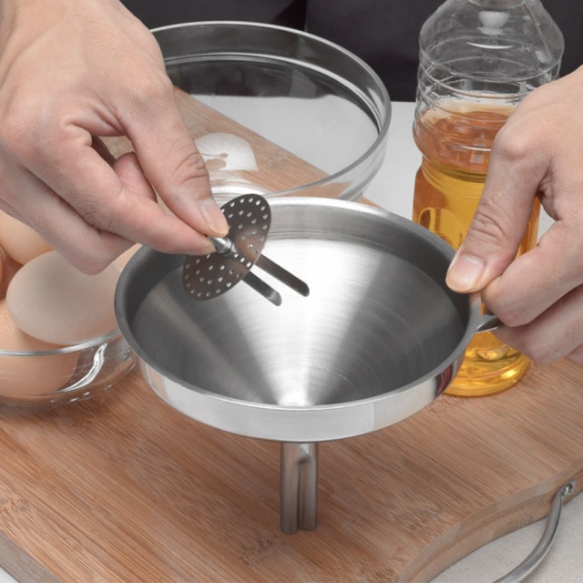 Palnie cu maner din inox si sita detasabila, 13 x 12 cm, argintiu - eMAG.ro