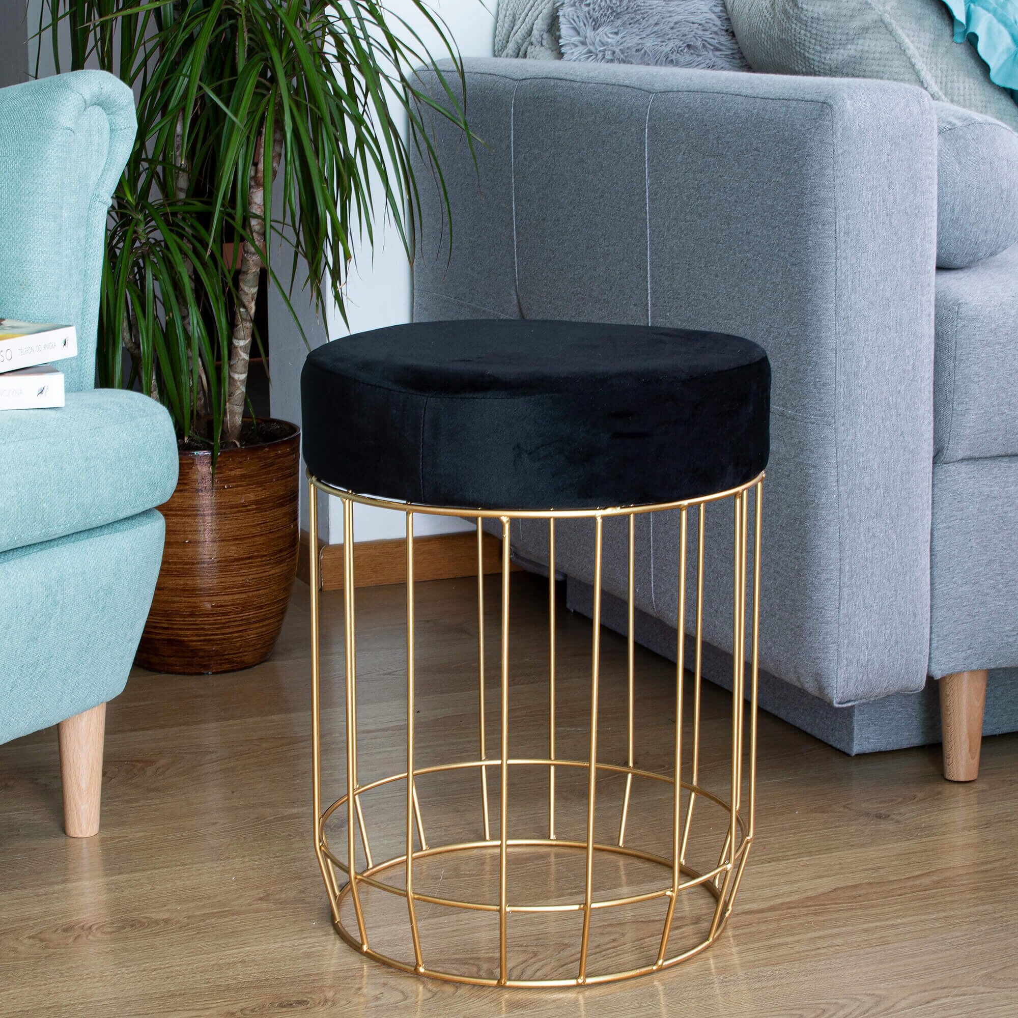 Taburet Sersimo Loft cu cadru metalic si sezut din catifea, 45cm, negru ...