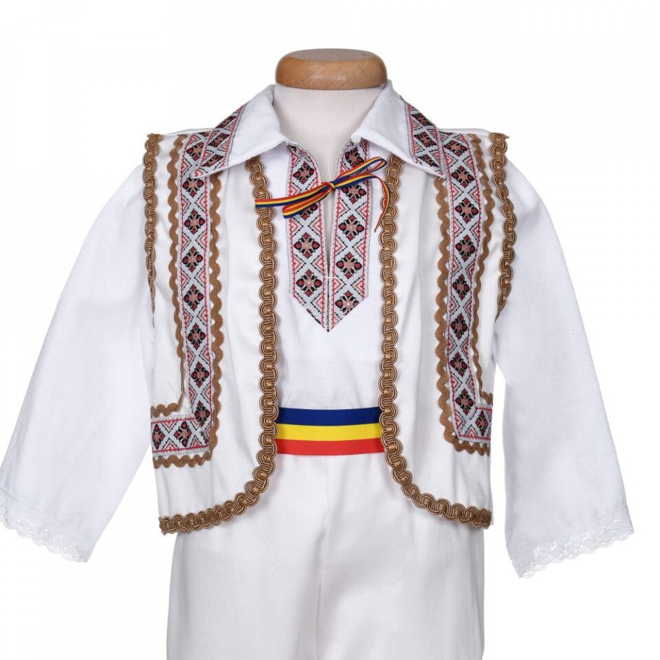 Set botez traditional baiat, trusou botez landou, lumanare si costum ...