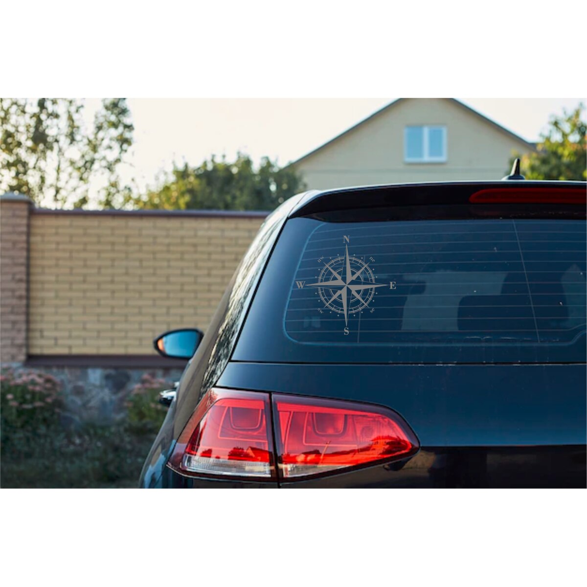 Sticker auto "Kompas Busola'', 17x17cm, Gri - eMAG.ro