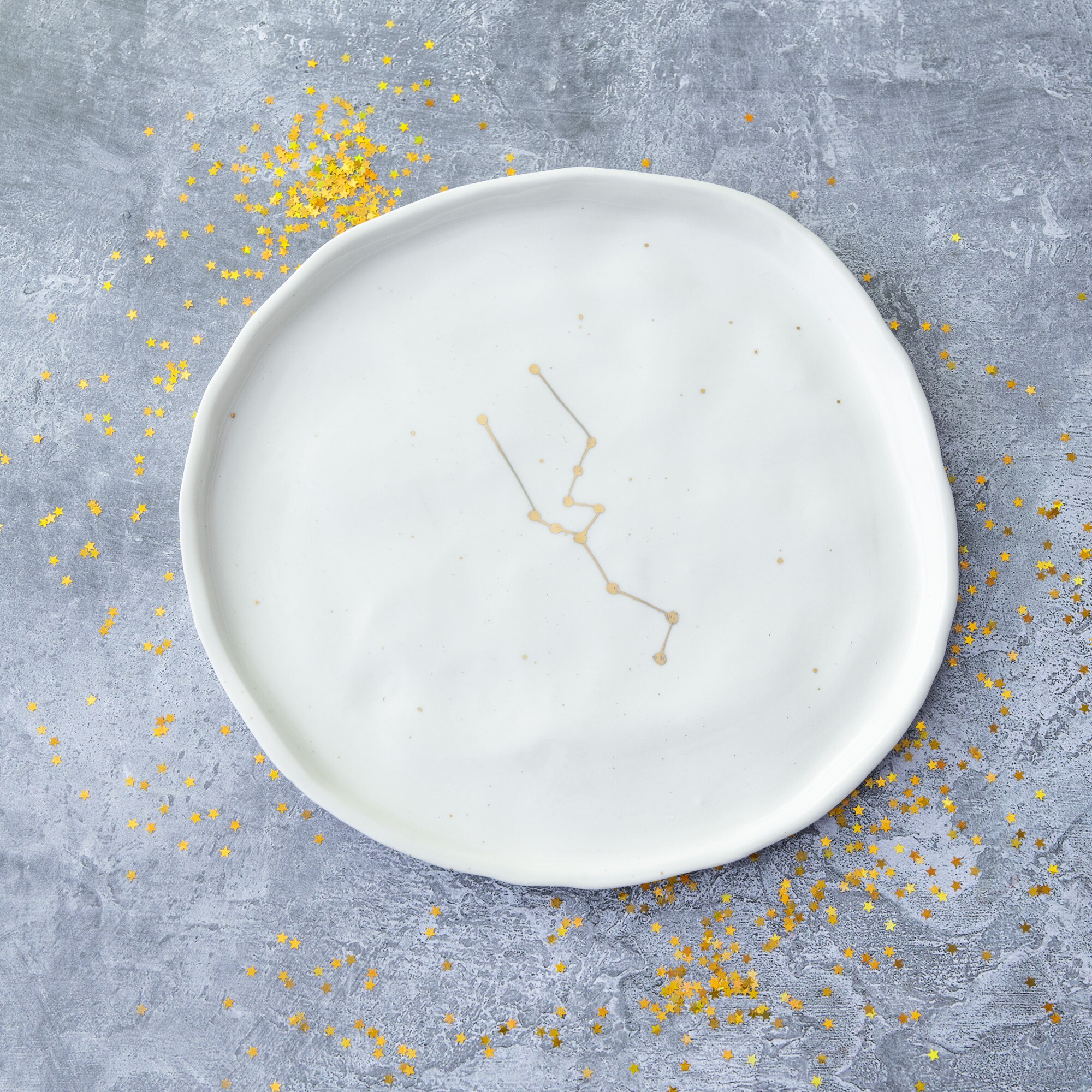 Farfurie Zodiac Taur, portelan, alb, 20cm, lucrata manual, handmade ...