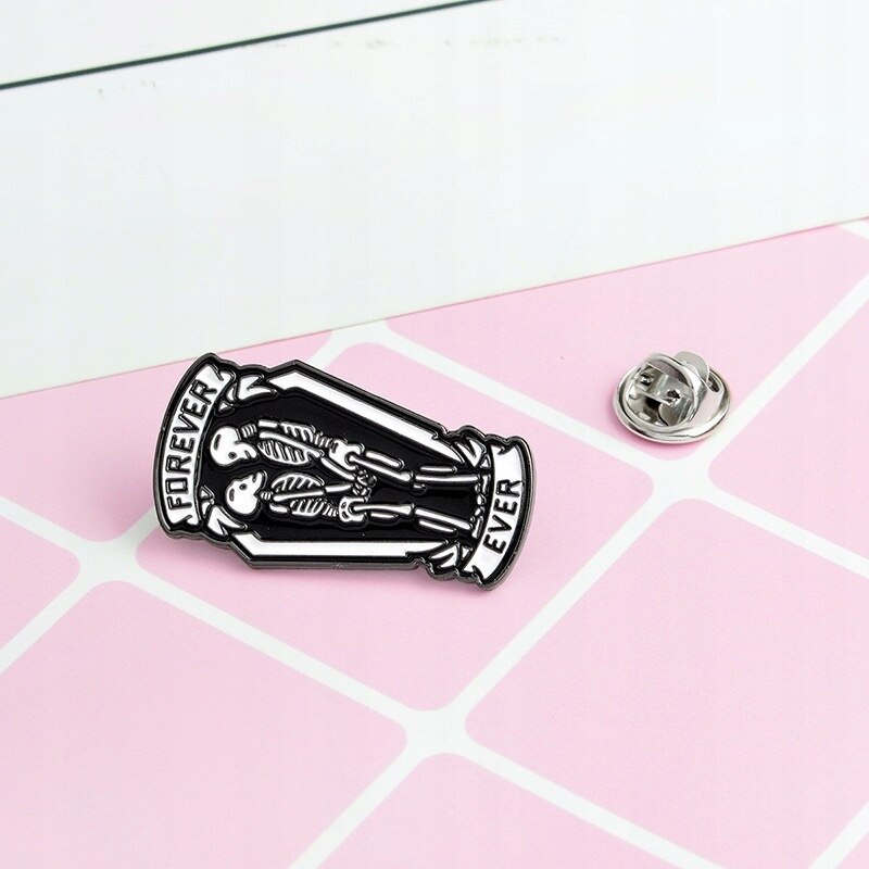 Pin brosa, PINETS, Pentru totdeauna, Negru, 3.5 cm x 1.9 cm - eMAG.ro