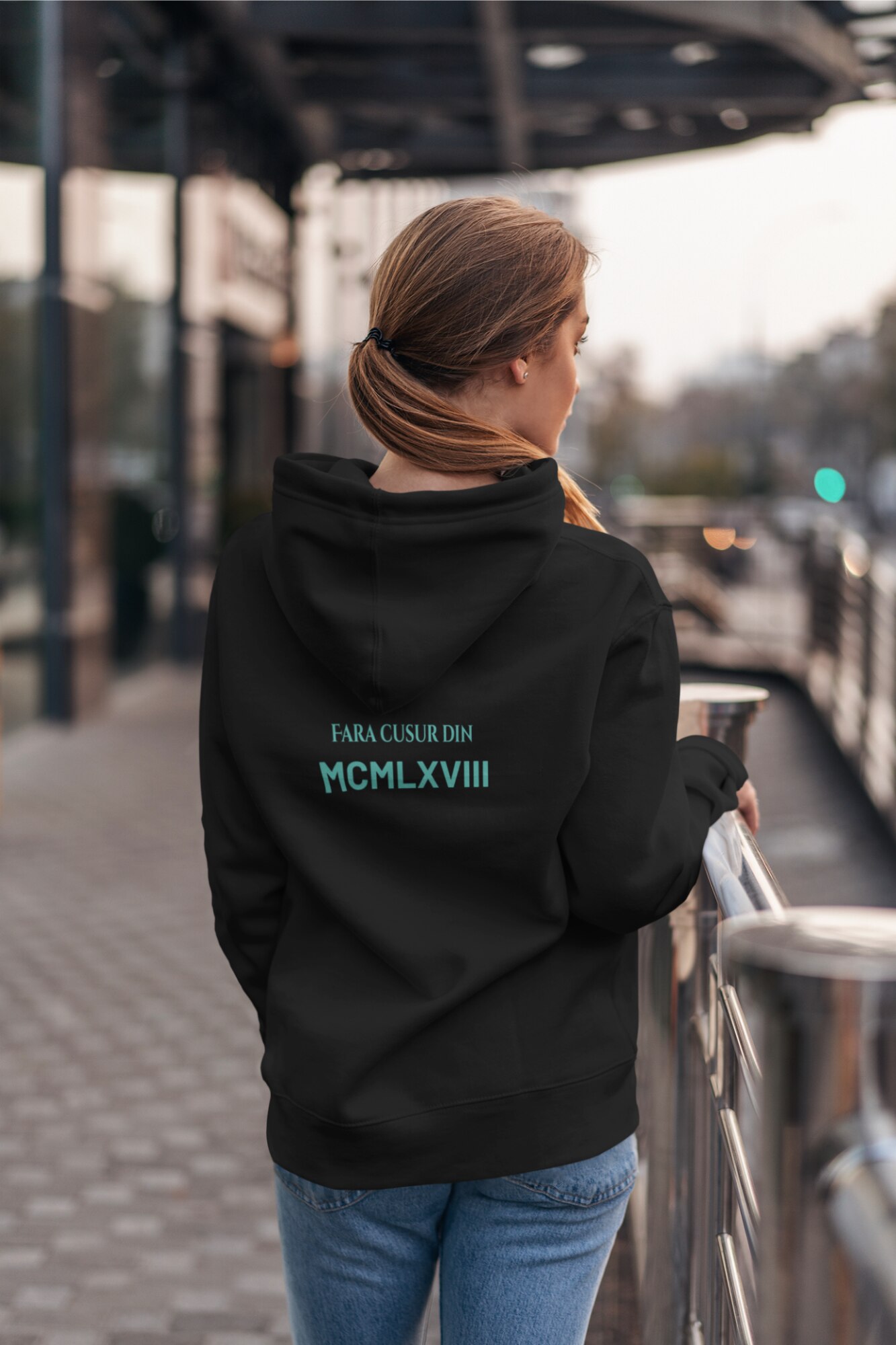 Hanorac haios cu anul nasterii pe spate, Negru, 36 EU - eMAG.ro