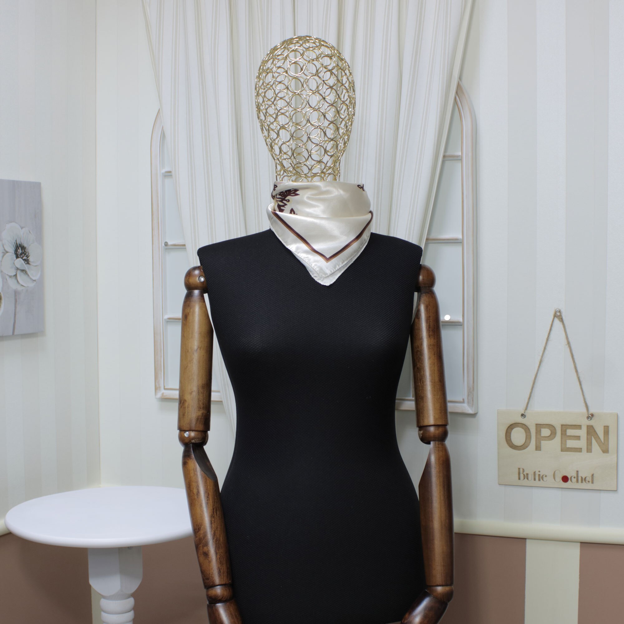 Batic de dama, 50x50 cm, Buticcochet, cu imprimeu floral, Crem - ES1169 ...