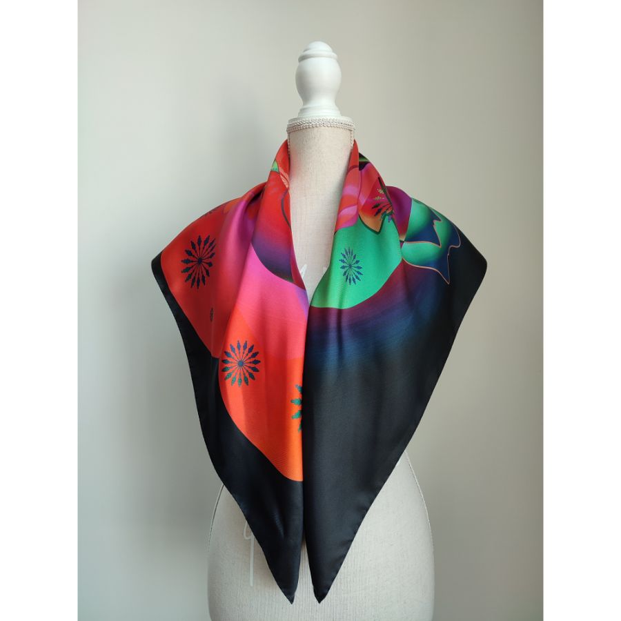 Batic matase Majorca 474, negru/verde, 90 cm x 90 cm - eMAG.ro