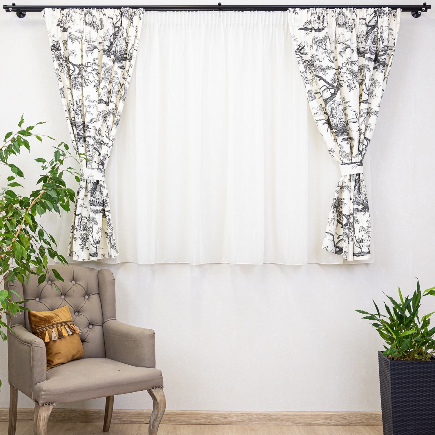 Perdea scurta Hiko Ana crep fin cu banda din dantela 200x140cm, cu ...