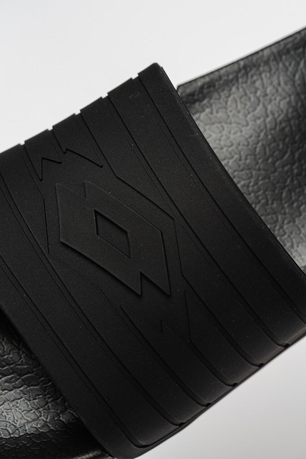 Lotto, Axel logós papucs, Fekete, 40 - eMAG.hu