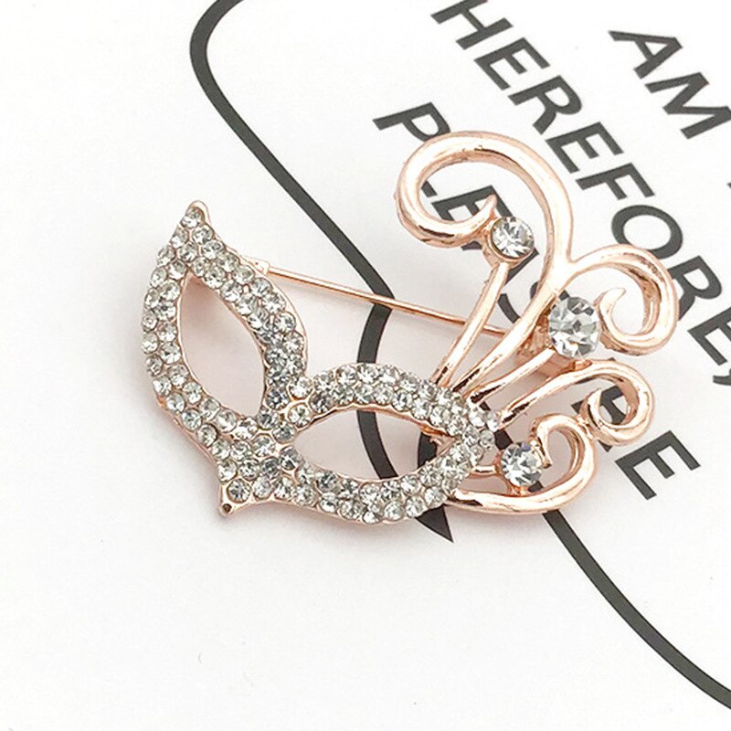 Brosa dama, Argint/Zirconiu, Model masca, 3x3 cm, Auriu/Alb - eMAG.ro