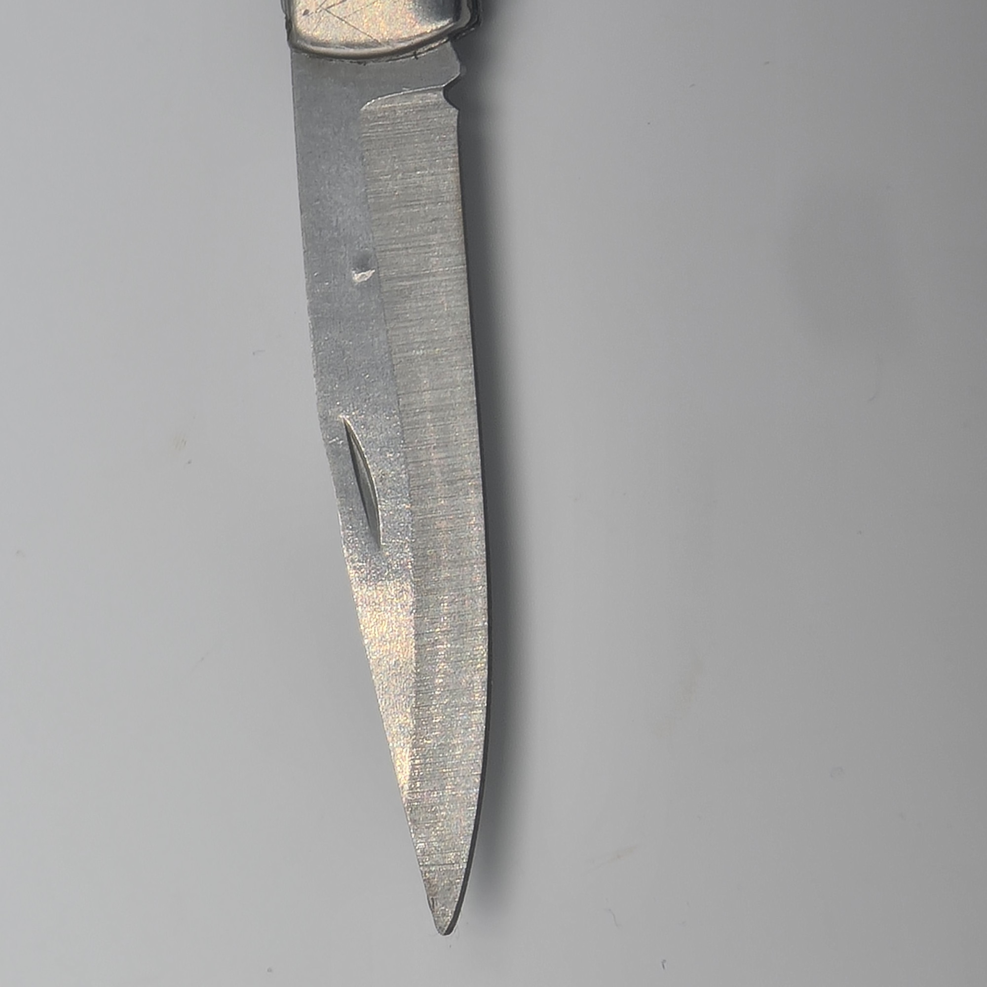 Briceag simplu, model deosebit, M2, gri, 15 cm, gaura prindere, Dalimag ...