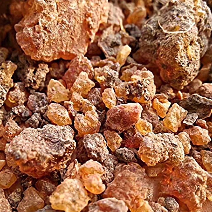 Rasina naturala pentru fumigatii de Smirna Rosie Commiphora Myrrha 30g ...