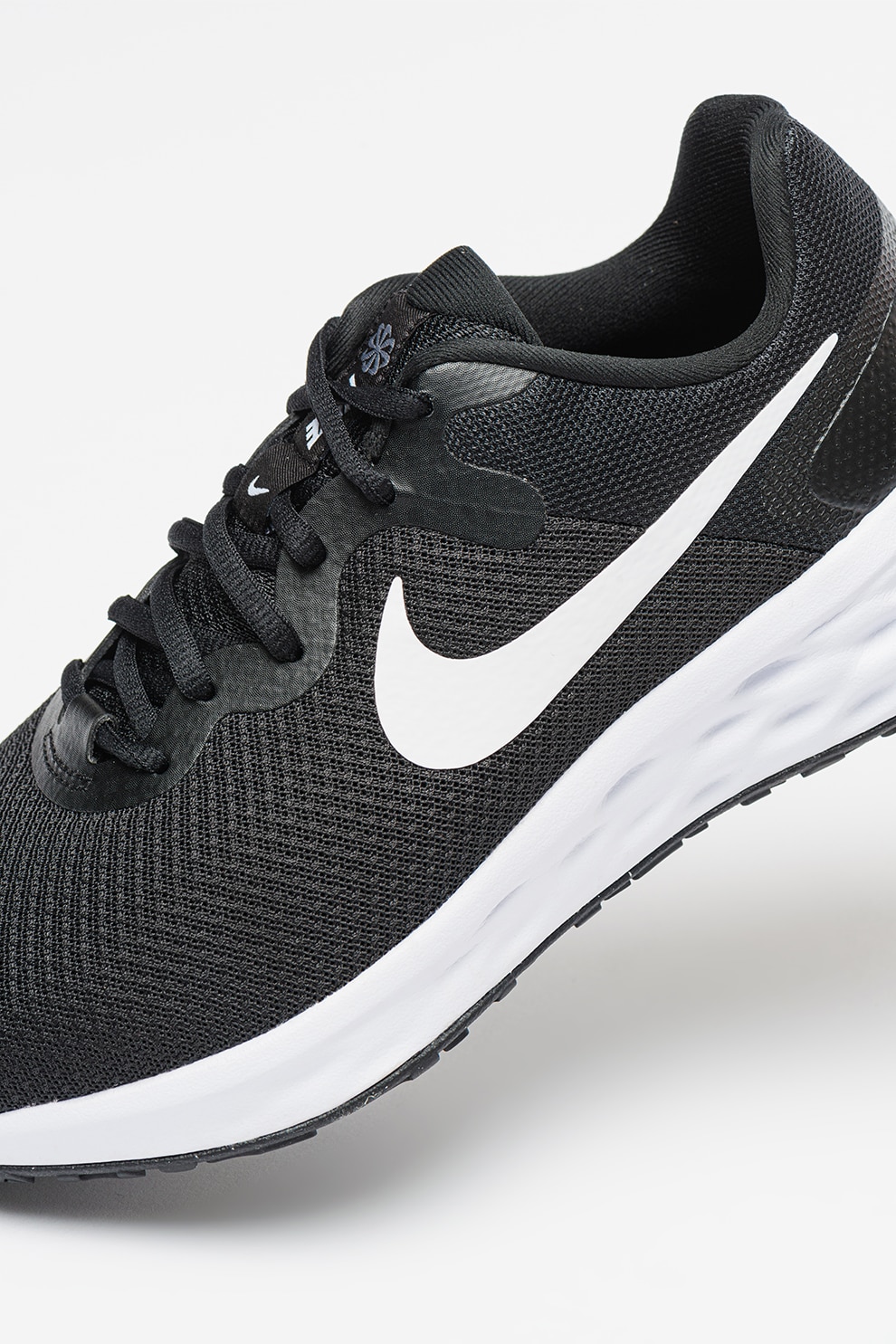 Nike, Обувки за бягане Revolution 6 с лого, Бял, Черен, 8 - eMAG.bg