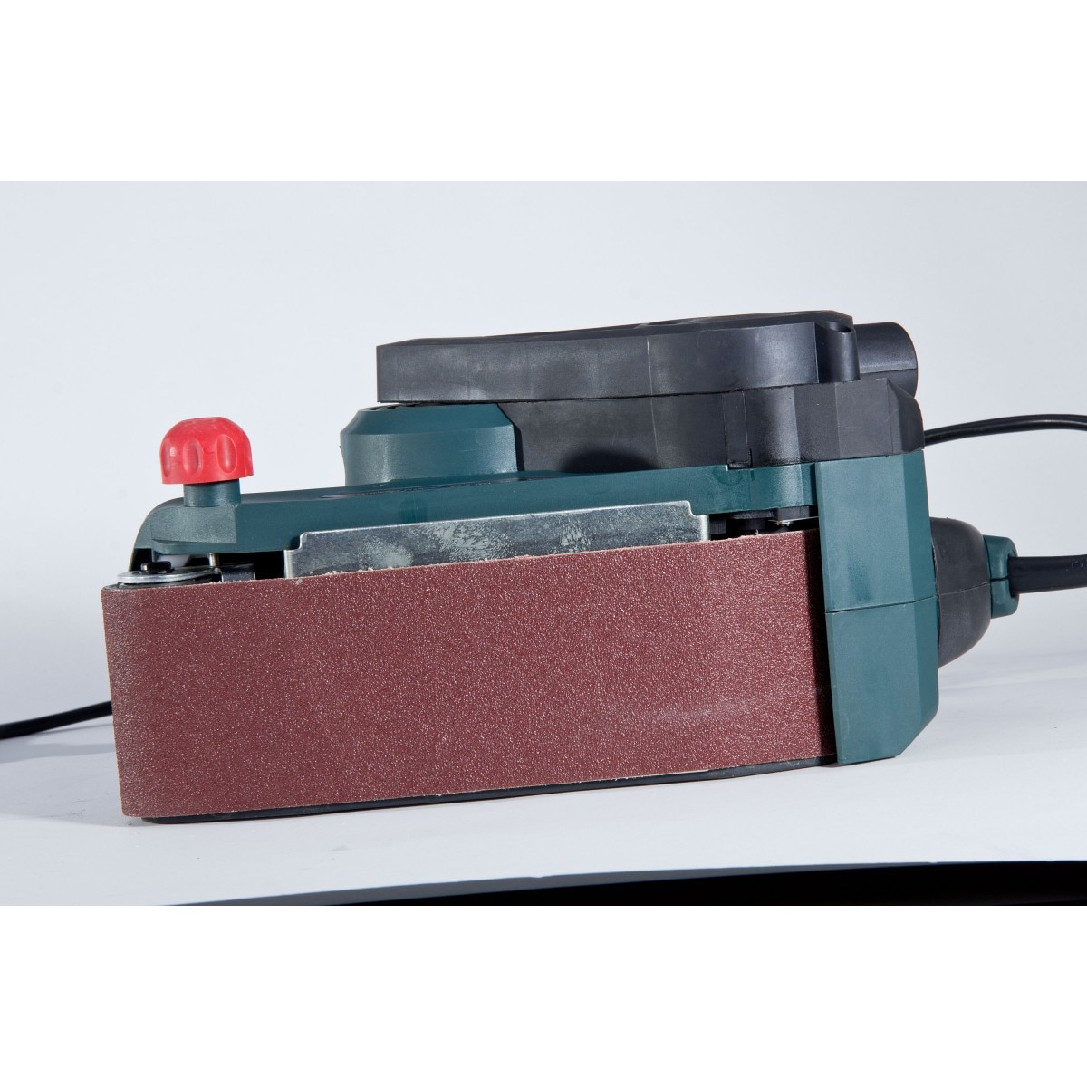 Slefuitor Circular Cu Banda - 76x533mm / 810w - eMAG.ro