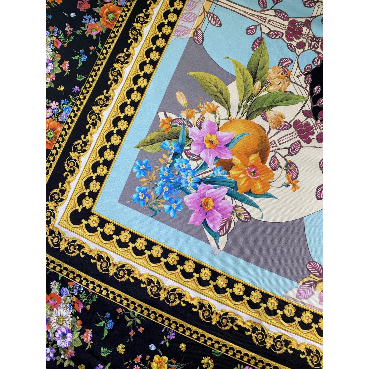 Matase naturala, panou cu chenar de flori, D Donarosso, 140x100 cm ...