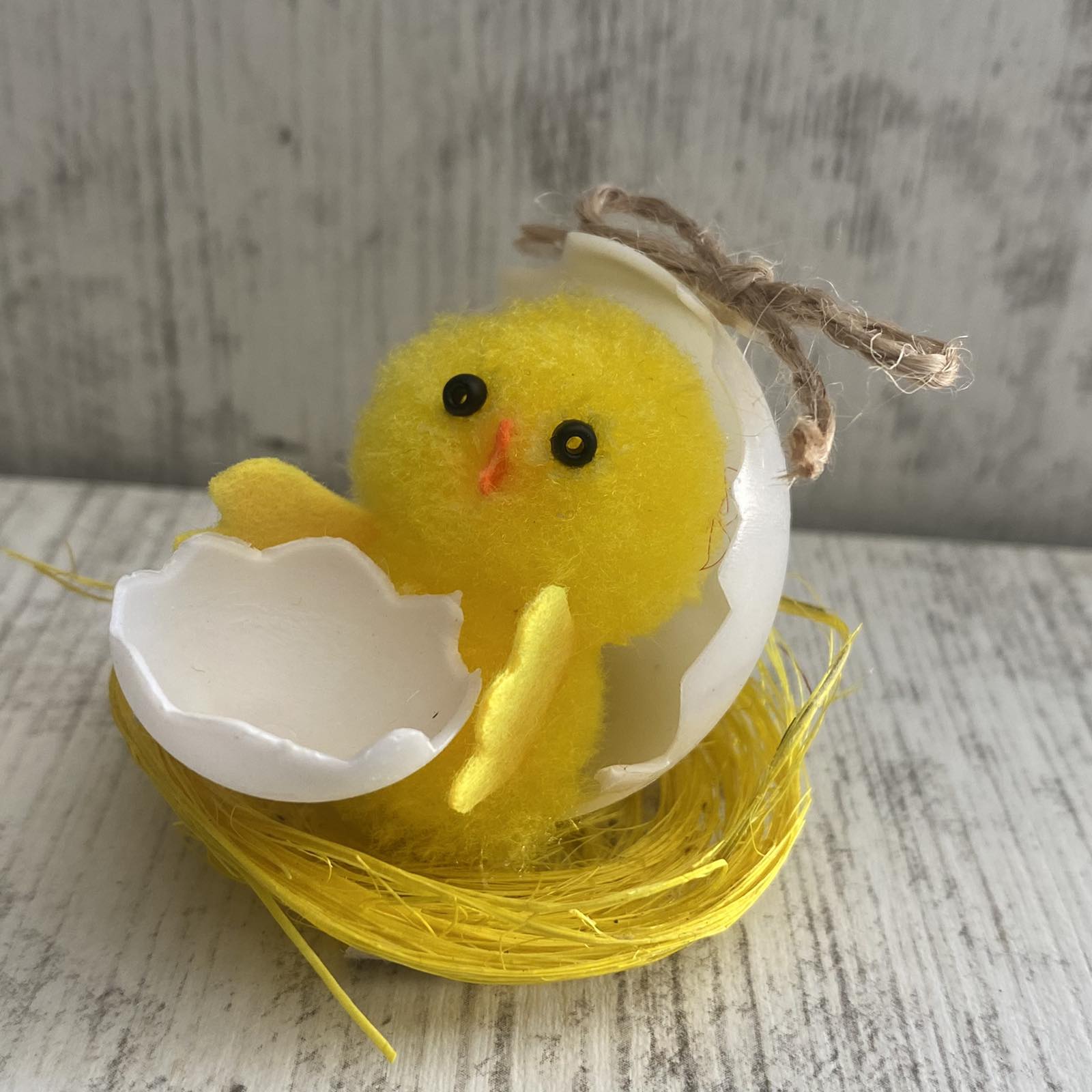 Pui decorativ in coaja, Textil, 5x5 cm, Galben - eMAG.ro