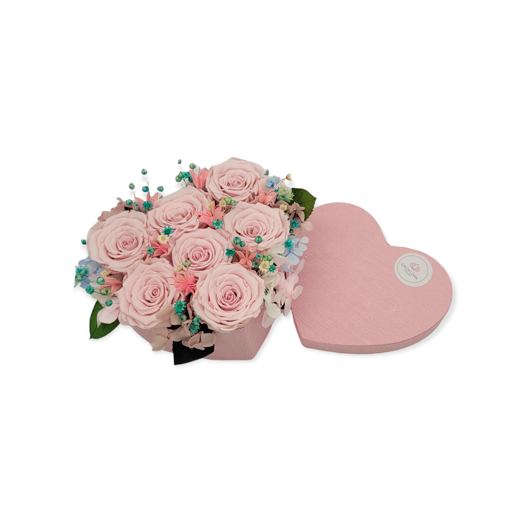 Cutie inima roz cu 7 trandafiri criogenati, 18 cm - eMAG.ro