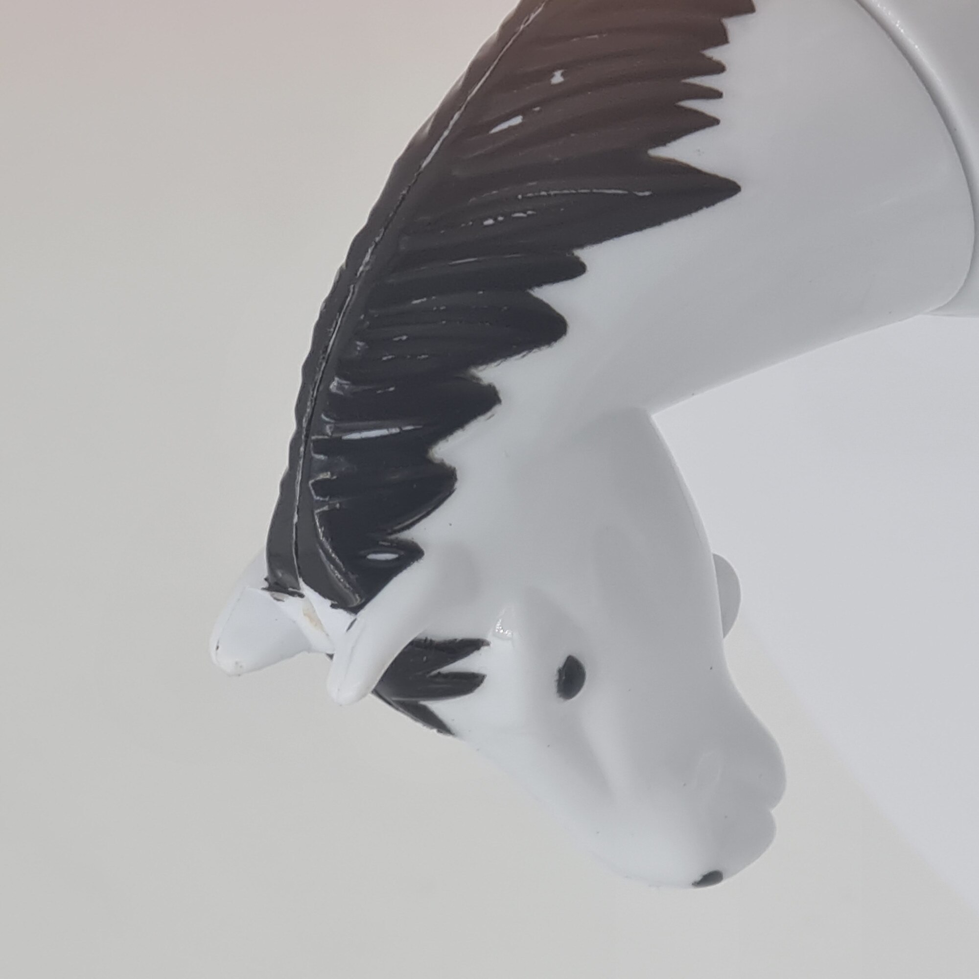 Jucarie cal interactiv, dansator, alb, 15 x 14 cm, Dalimag - eMAG.ro