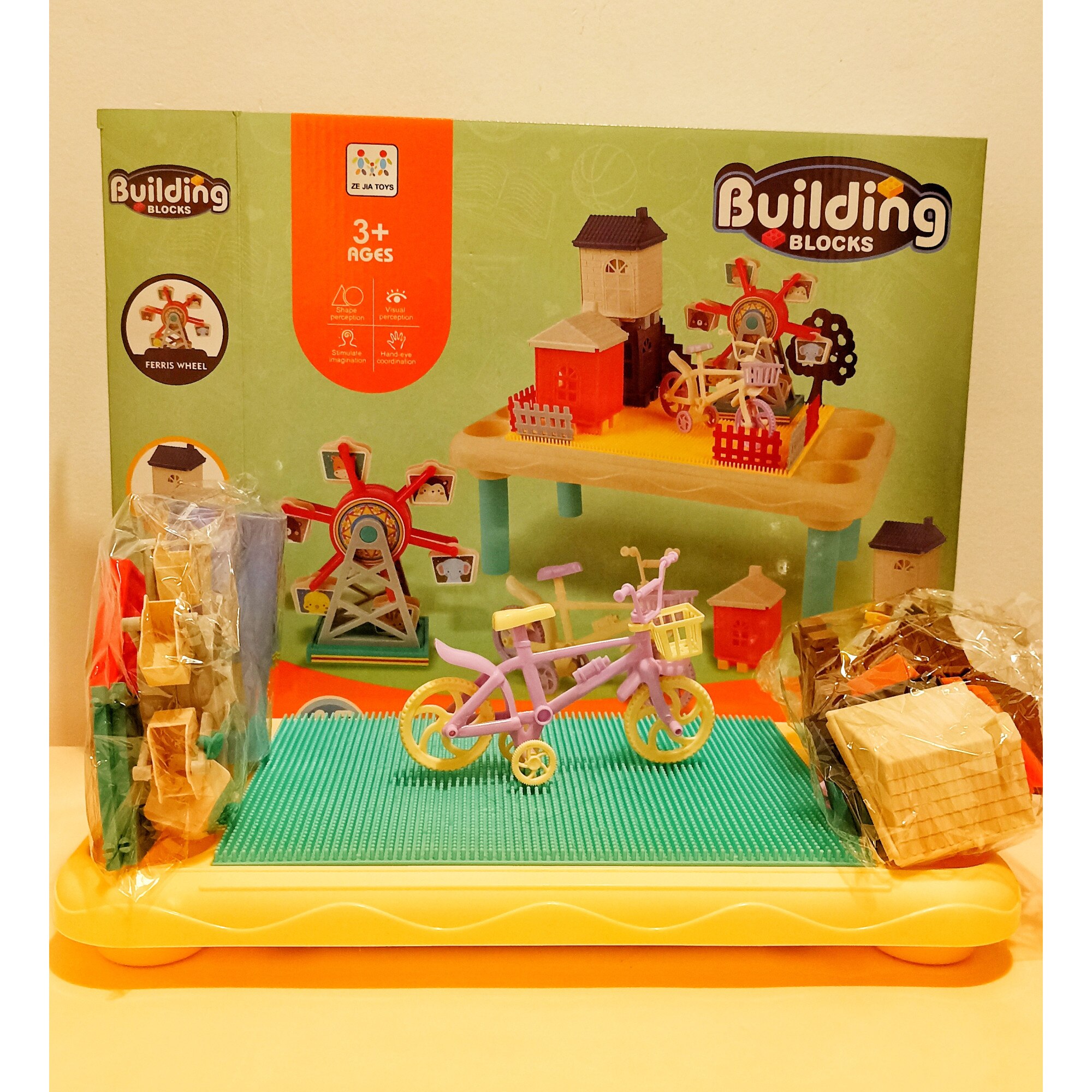 Masuta creativa cu set de construit oras, Building Blocks, 45 piese ...
