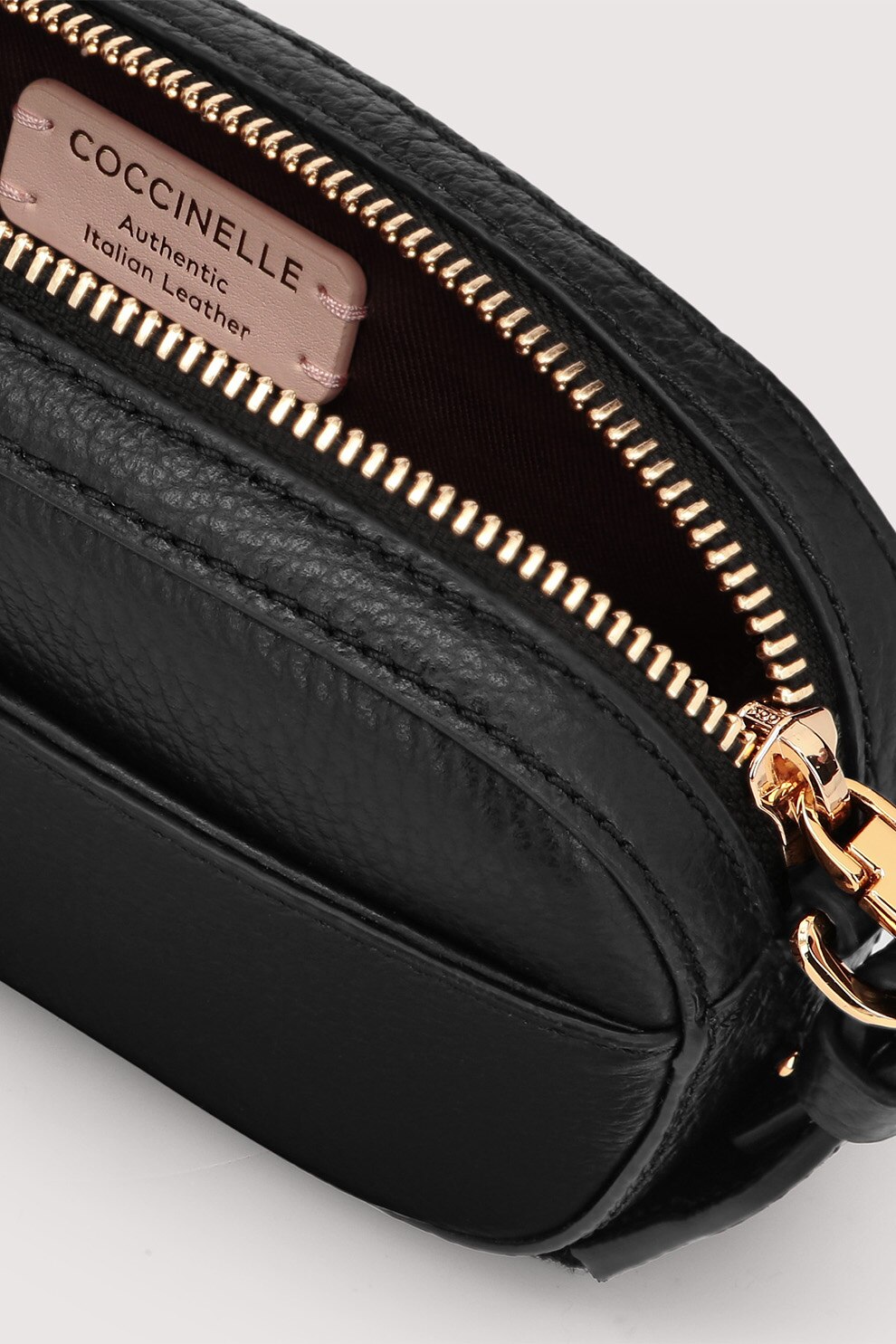 COCCINELLE, Geanta crossbody din piele Enchanteuse, Negru - eMAG.ro