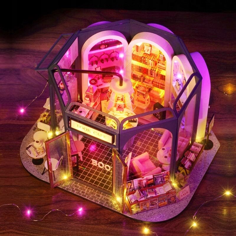 Casuta de papusi miniatura DIY Librarie LED, Habarri, Material Lemn ...