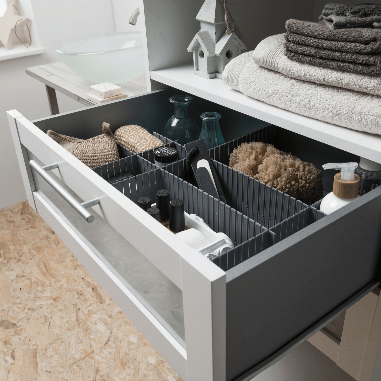 Separator pentru sertare, gri, 44 cm x 10 cm, Compactor - eMAG.ro