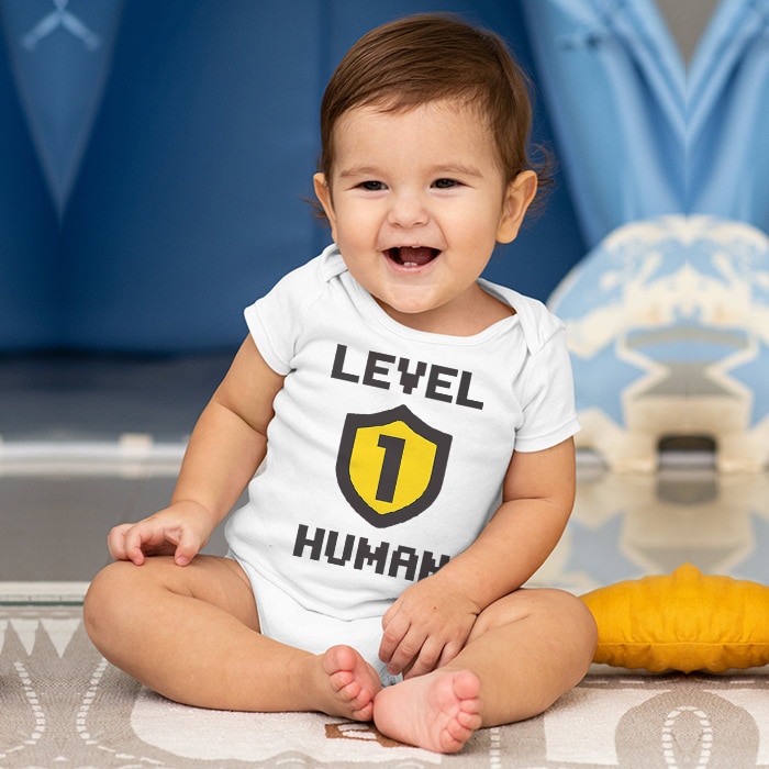 Személyre szabott baba test "Level 1 human" felirattal, fehér, 100% ...