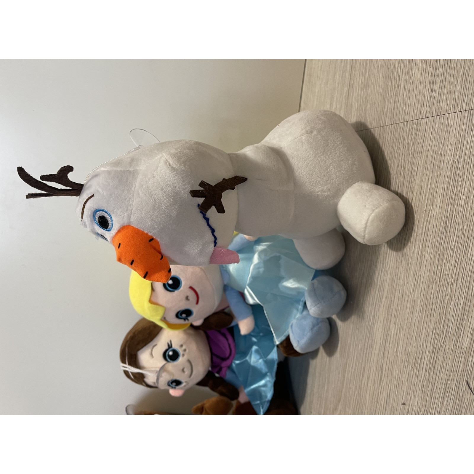 Set 5 mascote din Frozen, Regatul de Gheata, din plus, 20 cm - eMAG.ro