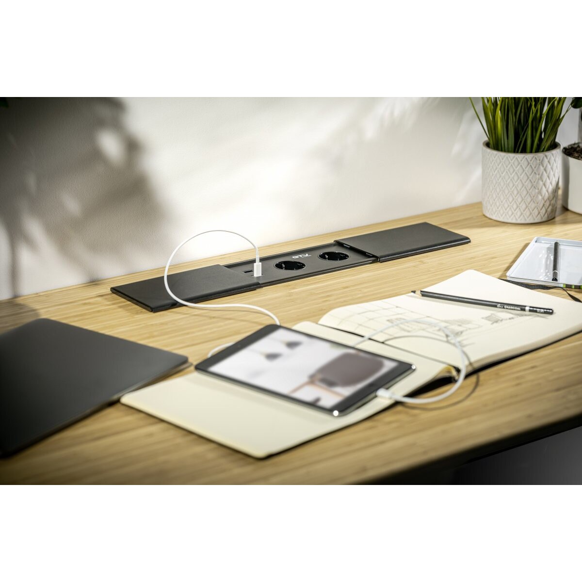 Priza incorporabila in mobilier Prestino 2x Schuko+ Hdmi+ RJ45+ USB-C+ ...