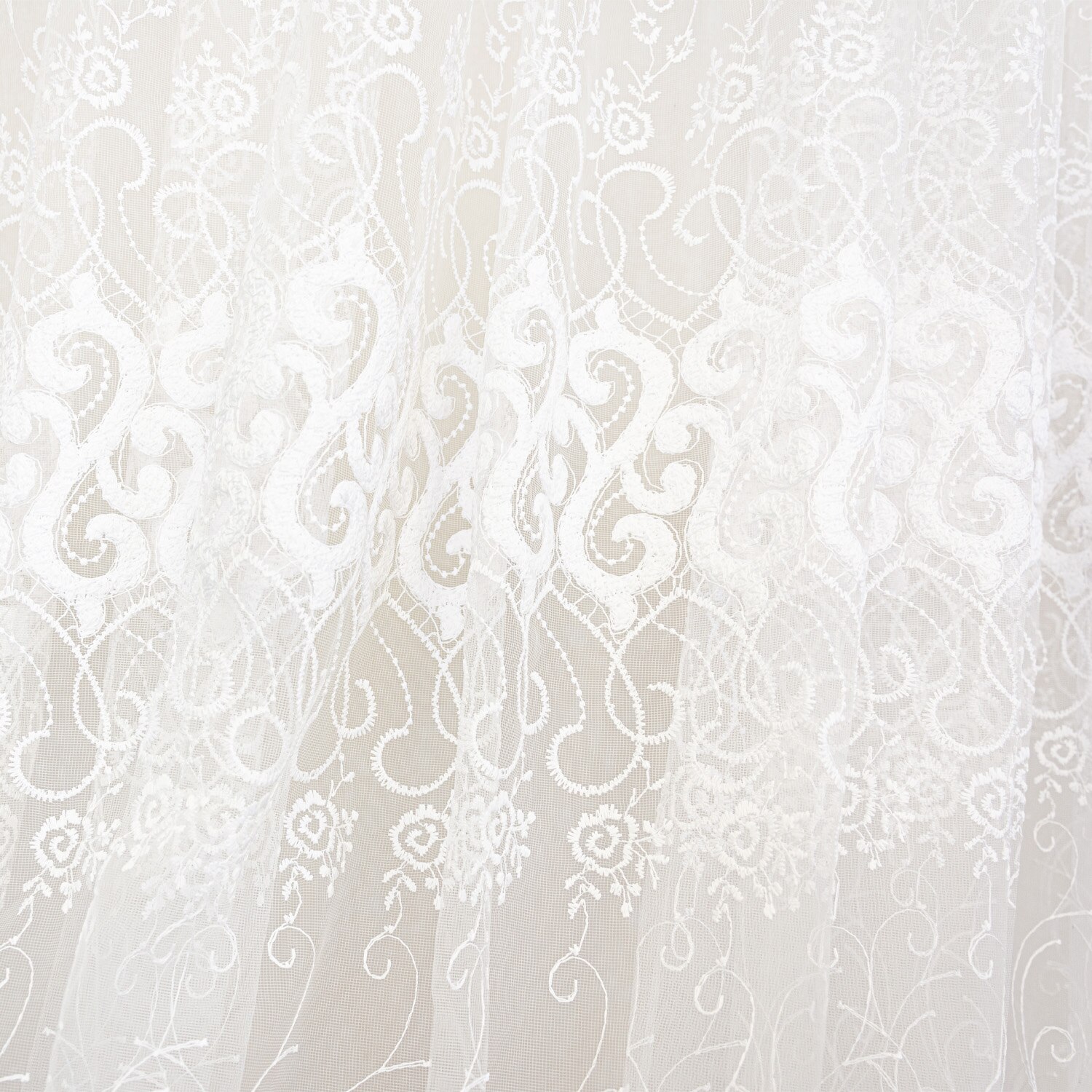 Perdea alba brodata, nesifonabila Hiko Shape04 500x245cm, cu rejansa ...