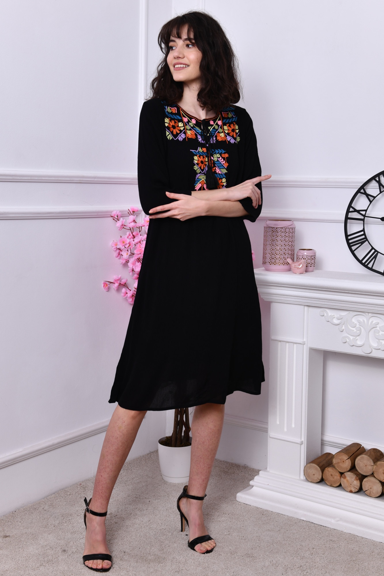 Rochie culoarea neagra cu broderie colorata, Newt - eMAG.ro