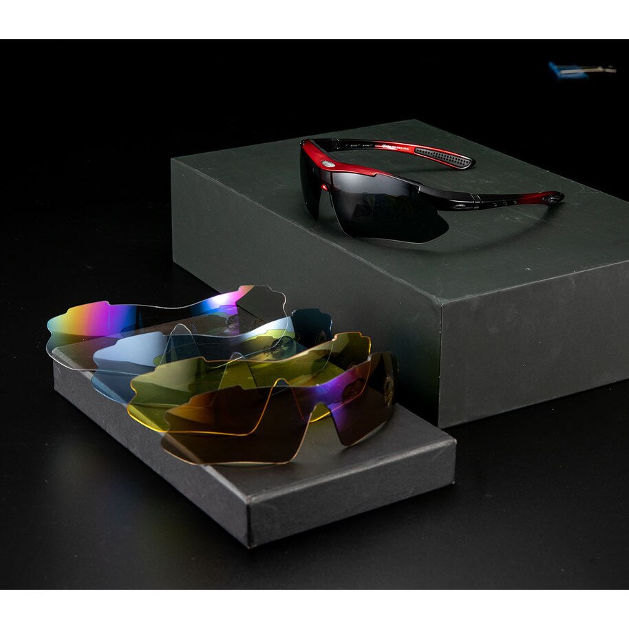 Ochelari de ciclism, ROCKBROS, Polarizati, Cu 4 lentile, Unisex, UV400, Rosu - eMAG.ro