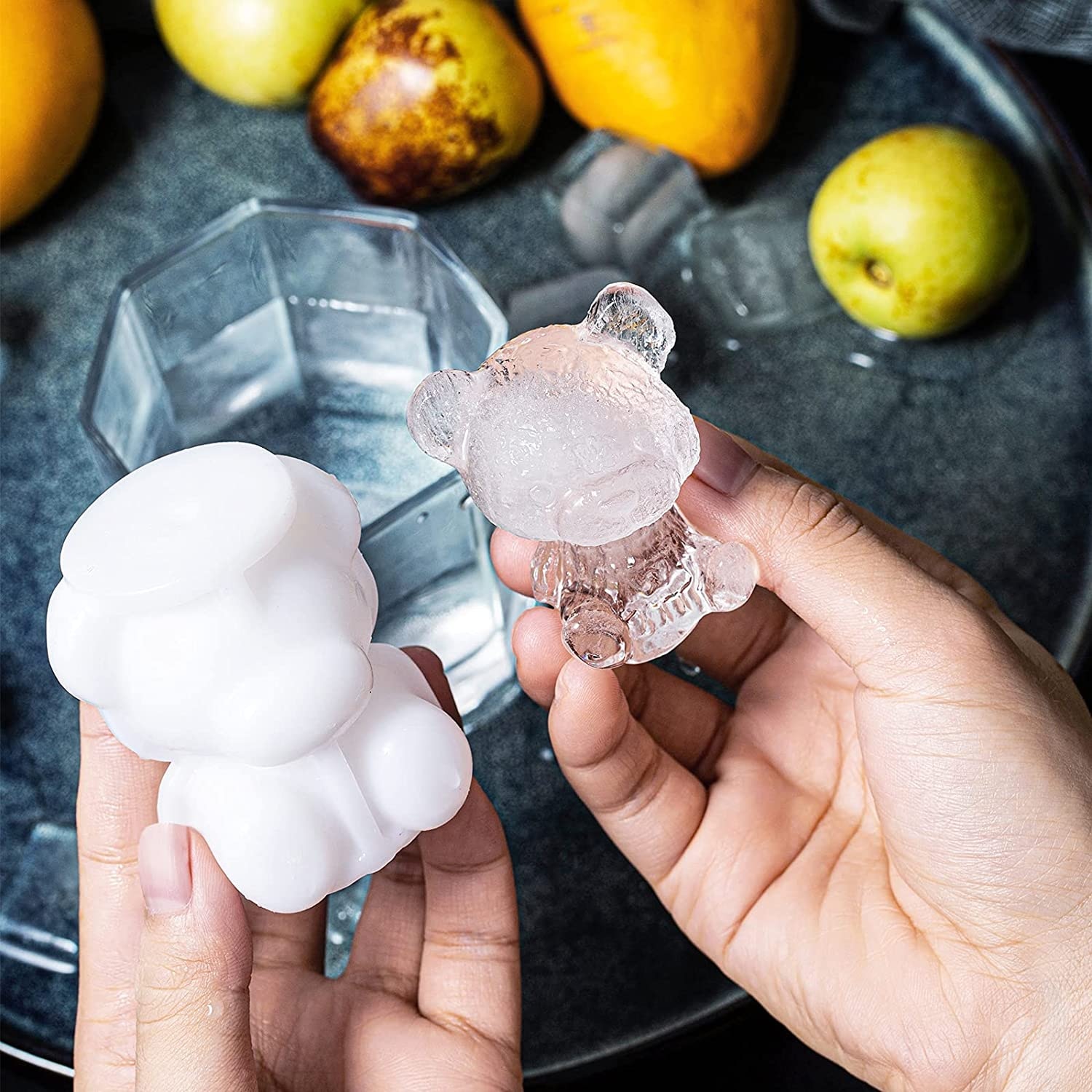 Set 2 tavi cuburi gheata, Silicon, Model urs, Alb - eMAG.ro