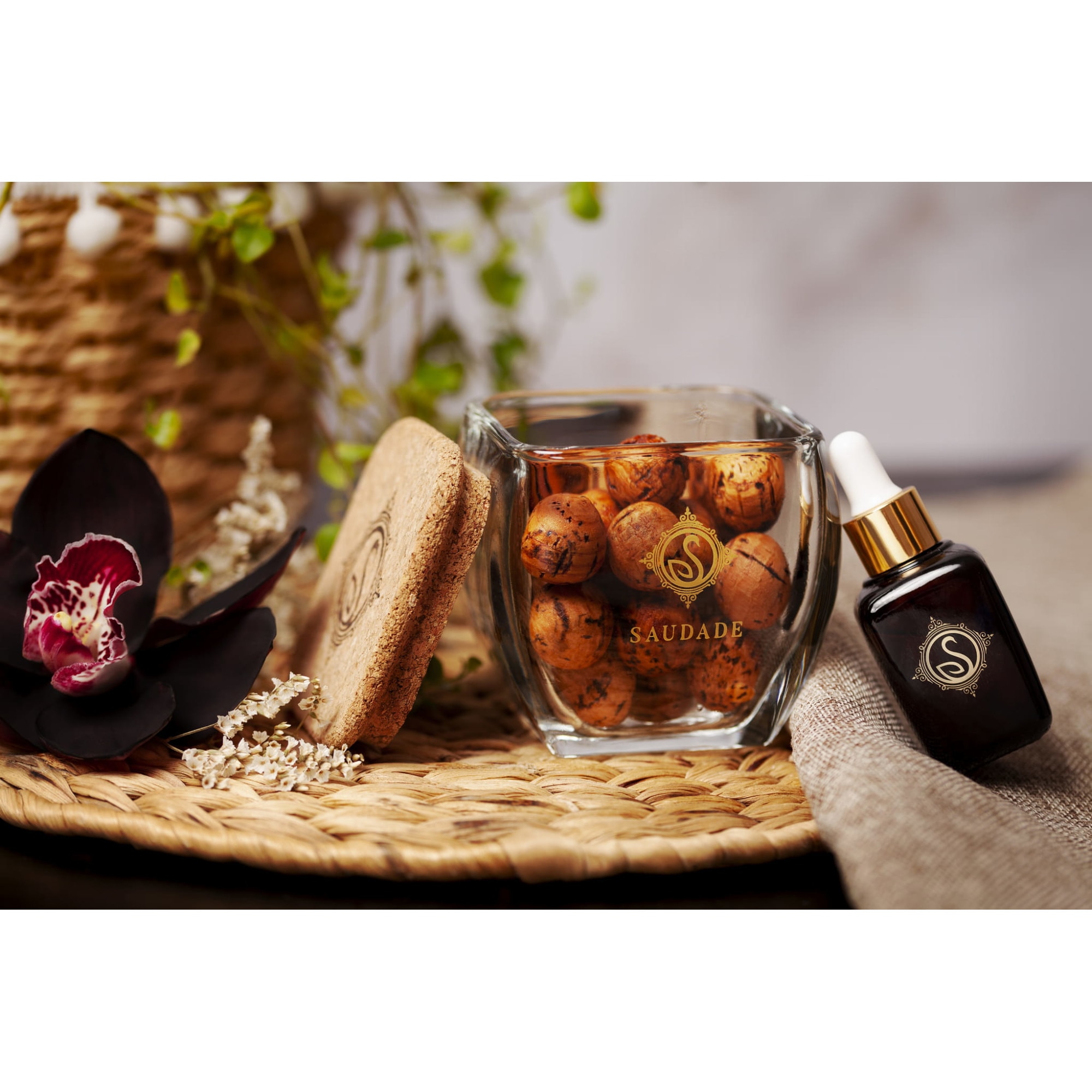 Odorizant camera, eliberare treptata, orhidee neagra - eMAG.ro