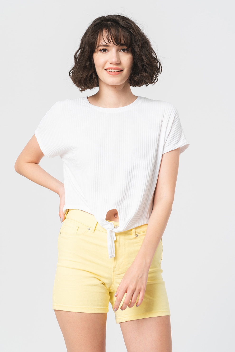 Only, Emma bordázott póló megköthető csomóval az alsó szegélyén, Fehér ...