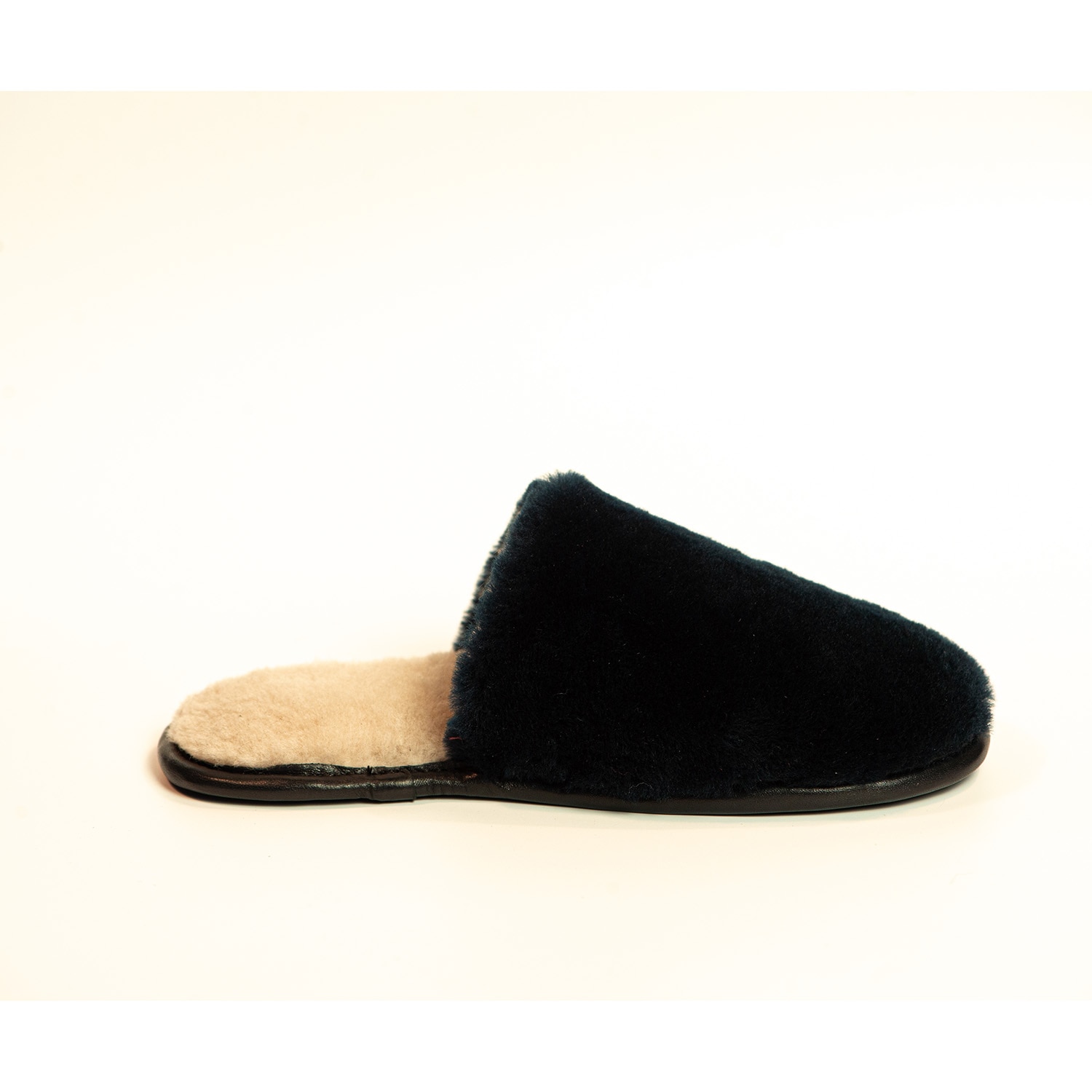 Papuci de casa din blana naturala de miel, confortabila, model unisex ...