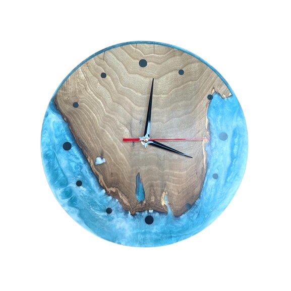Ceas din lemn, cu rasina epoxidica albastra, diametru 30 cm - eMAG.ro