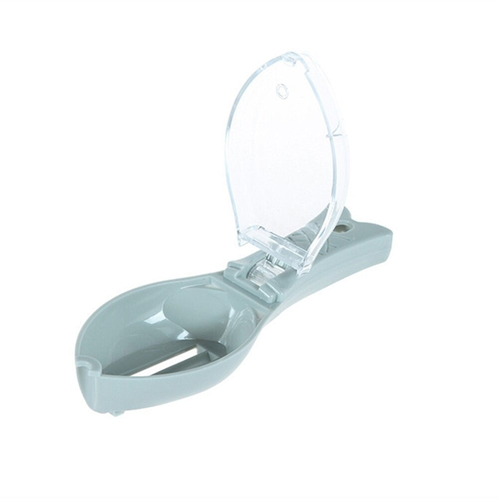 Dispozitiv pentru curatat solzii de peste, cu capac, forma de peste ...